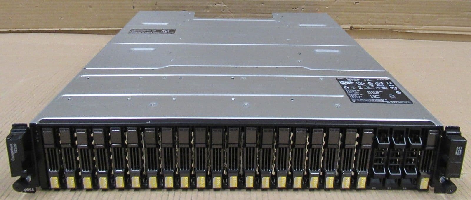 Dell Compellent SC220 18 9TB SAS 21x 900GB 2x SC2 EMM Controller ...