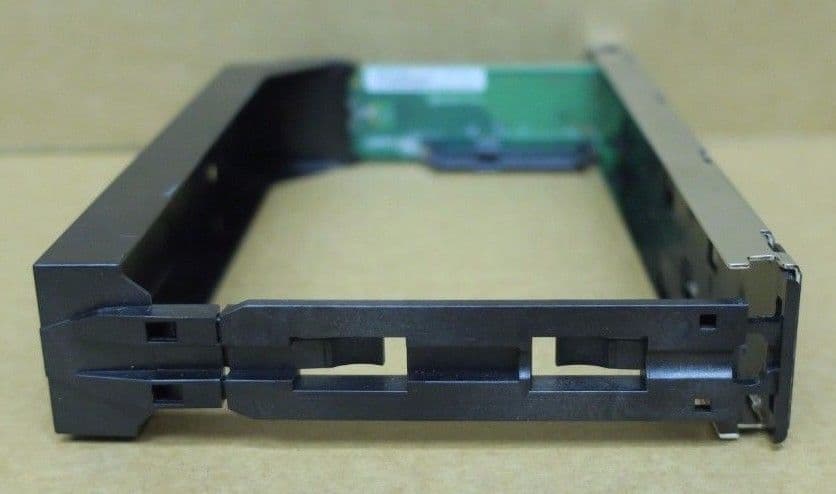 Dell Compellent SC280 SCV2080 3 5" HDD Tray Housing Caddy 0CMR3M 1007267-03