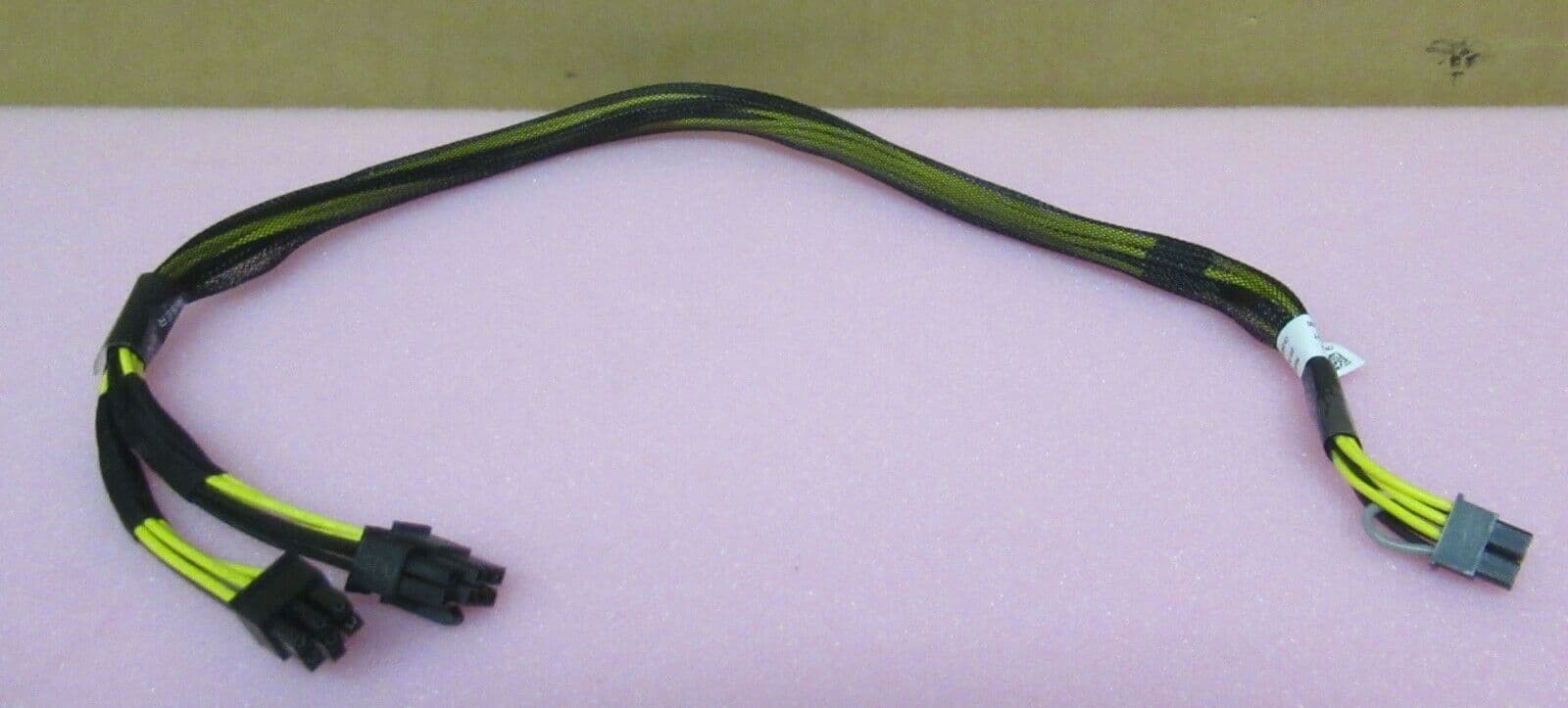 Dell EMC PowerEdge R840 22" GPU Riser1 Y Split Power Cable M8TDT