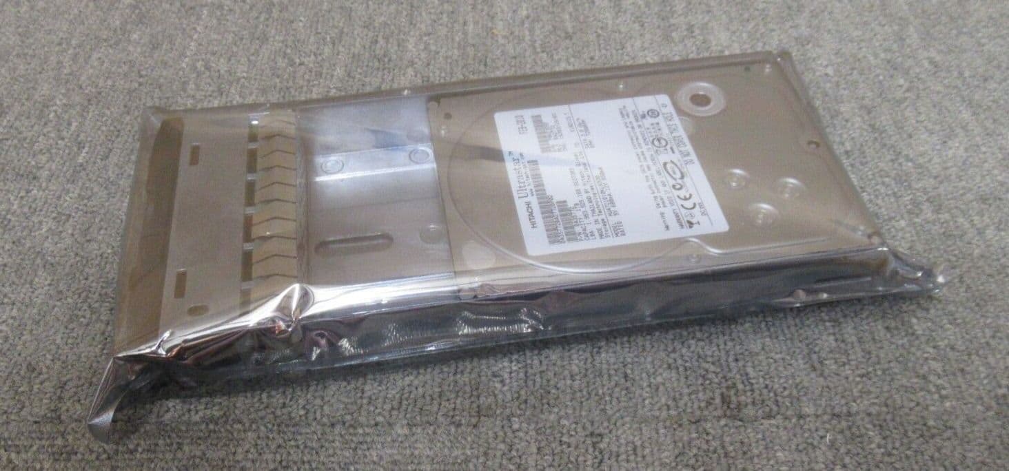 Dell EqualLogic 0A35772 HUA721010KLA330 1TB 7200RPM 32MB 3 5" Hot-Swap HDD