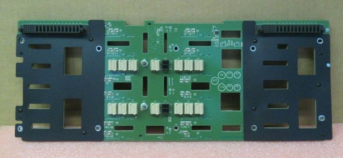 Dell EqualLogic PS6100 24-Bay SAS 3 5" Hard Drive Backplane 4FMJV