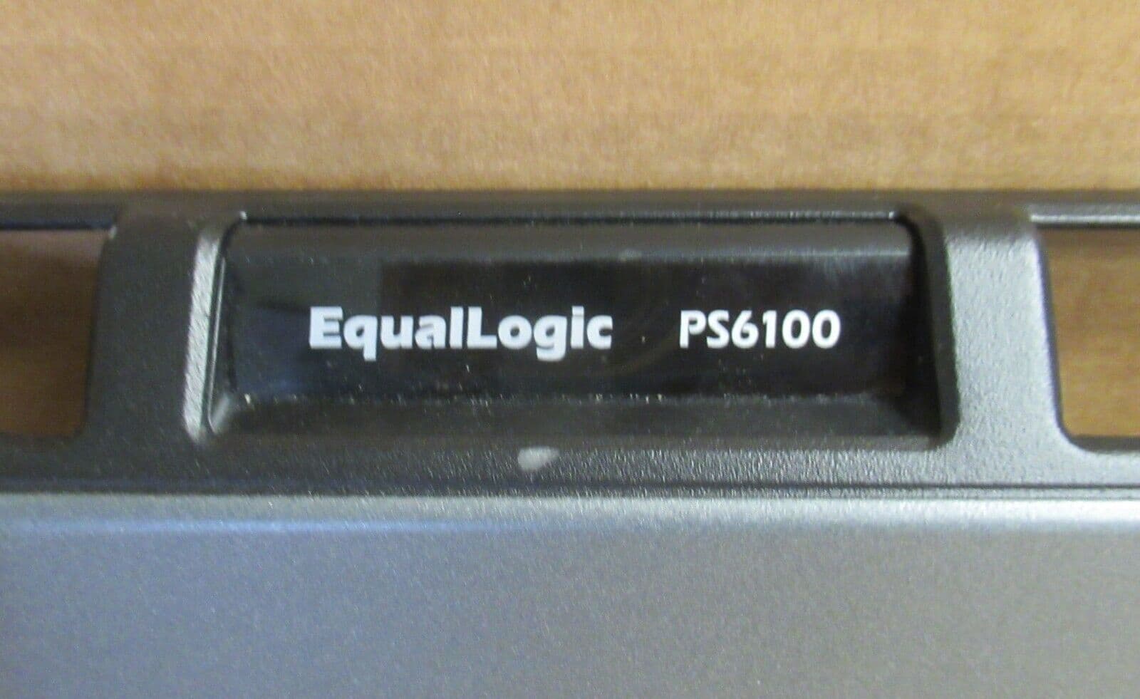 Dell EqualLogic PS6100 3U Security Bezel Cover With Key 1J96C 01J96C