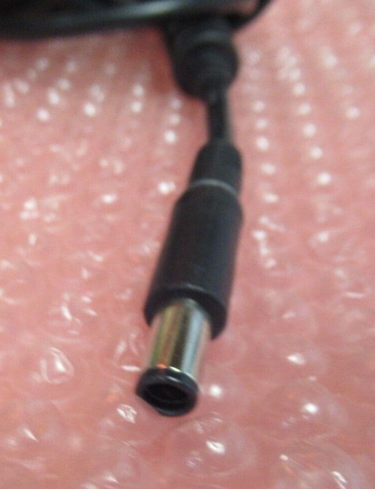 Dell GA240PE1-00 FWCRC 0FWCRC ADP-240AB Laptop AC Power Adapter 240W 19 5V 12 3A