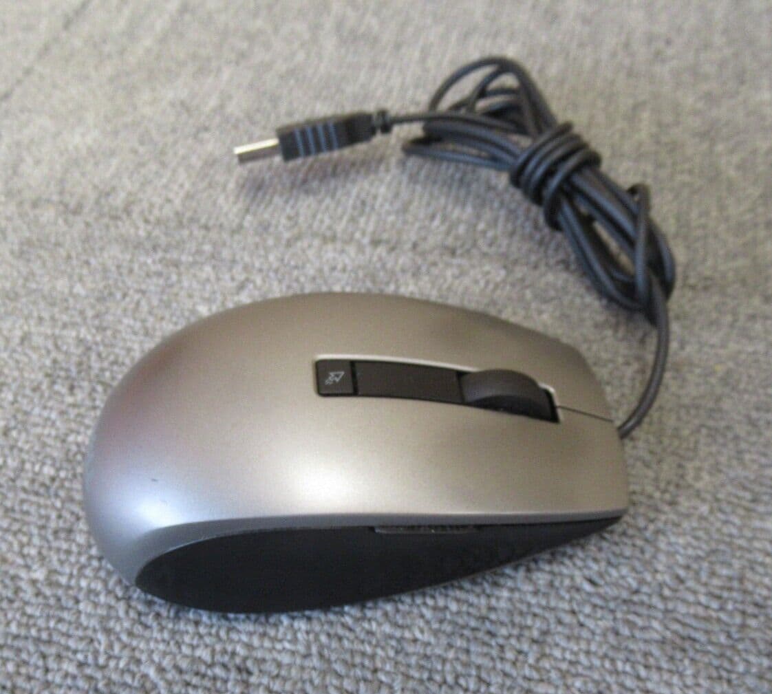Dell M-UAV-DEL8 K251D USB Wired 6 Button Silver Laser Scroll Wheel Mouse