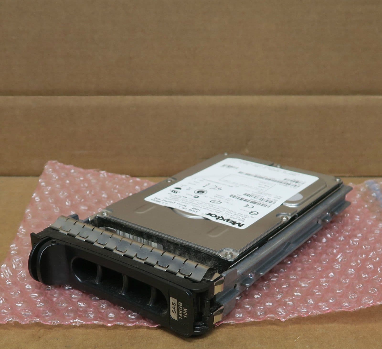 Dell M8033 - 3 5" 146GB 10K 6G SAS Poweredge Hot Plug Hard Drive HDD