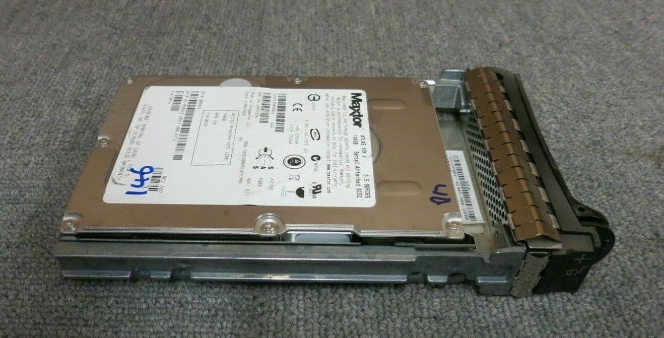 Dell Maxtor 8J147S0448855 M8033 Atlas 10K V 146GB 10000RPM 16MB 3 5" SAS HDD