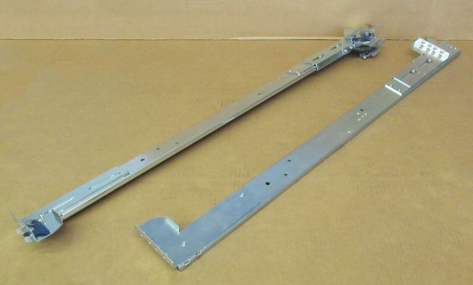 Dell Poweredge 2550 2650 Server Rack Slide Rapid Rail Kit R-U1073 L-U1070