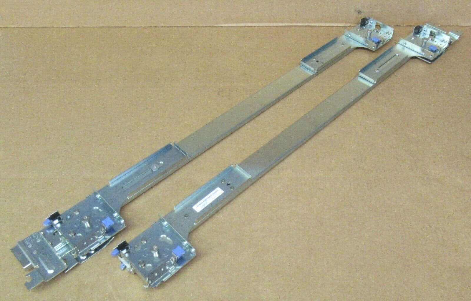 Dell PowerEdge 2850 2950 1U Sever Versa Rack Rails Left And Right KN713 ...