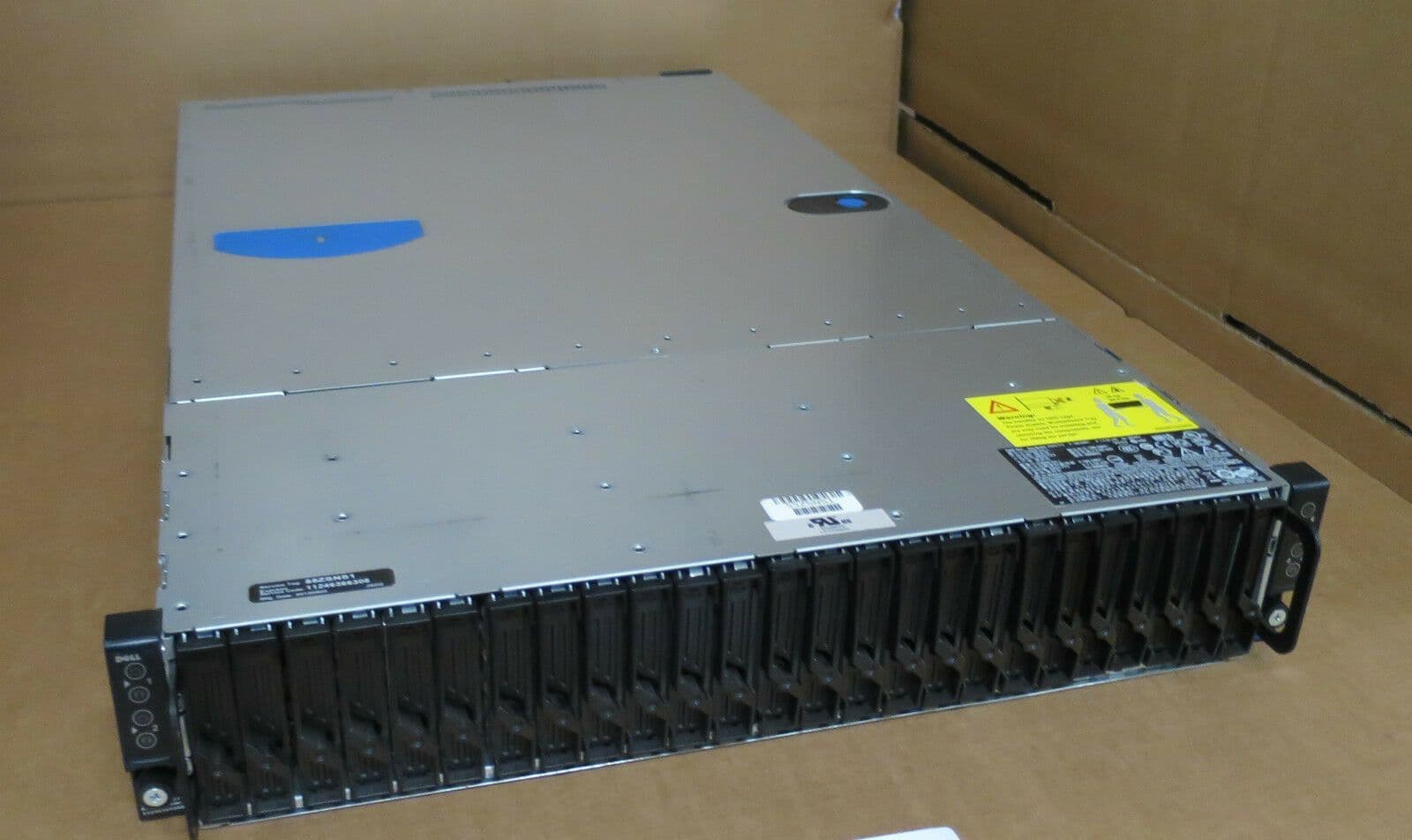 Dell PowerEdge C6100 CTO 4 x server node blades 24 x 2 5" 2U rack server