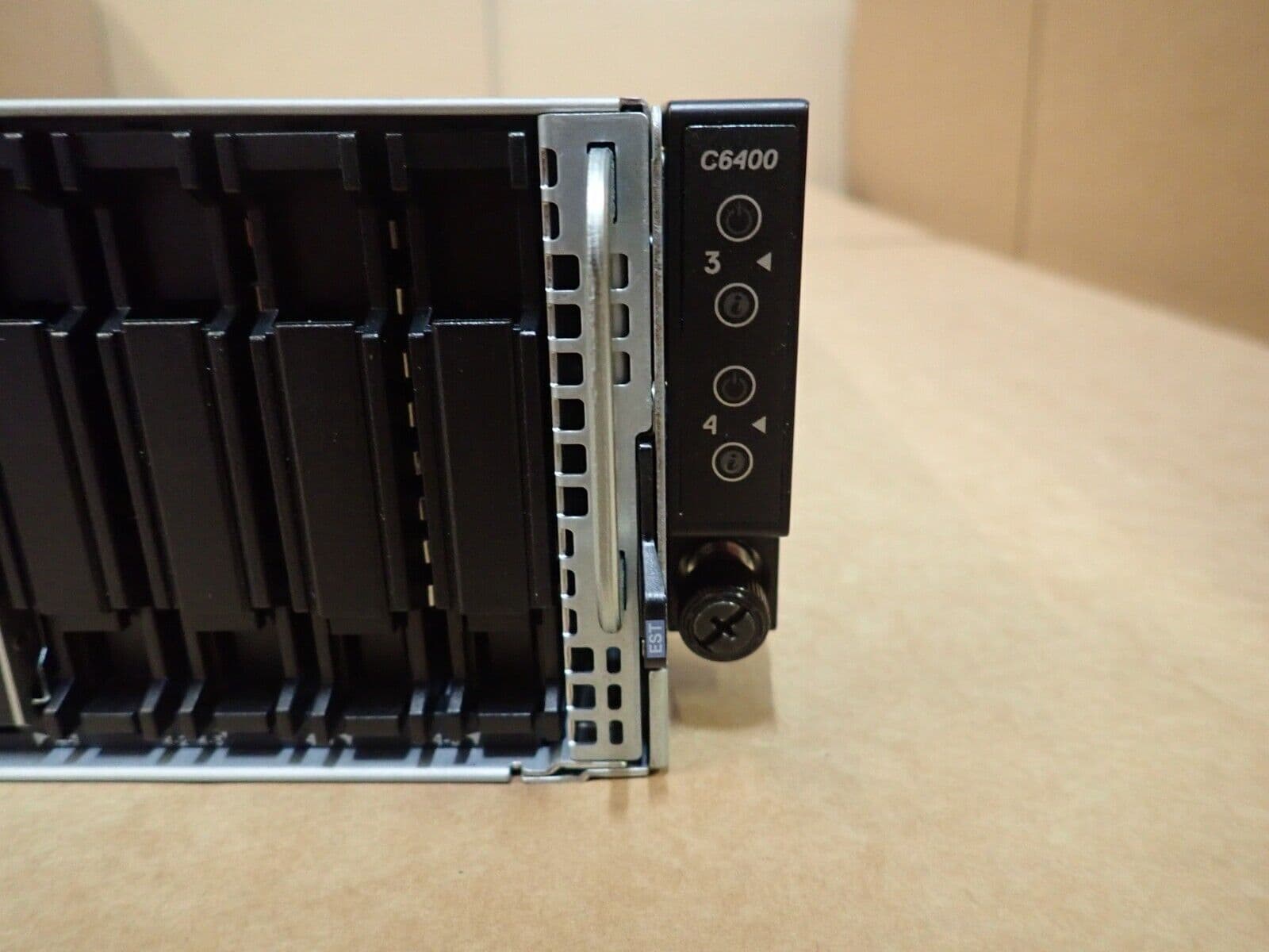 Dell PowerEdge C6400 with 4x C6420 CTO NVMe Node Servers 24 x NVMe bays CTO