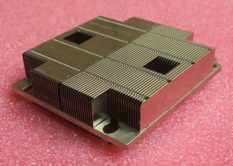 Dell PowerEdge FC640 CPU1 100MM Screw Down CPU Heatsink Y4KR5 CPU ...