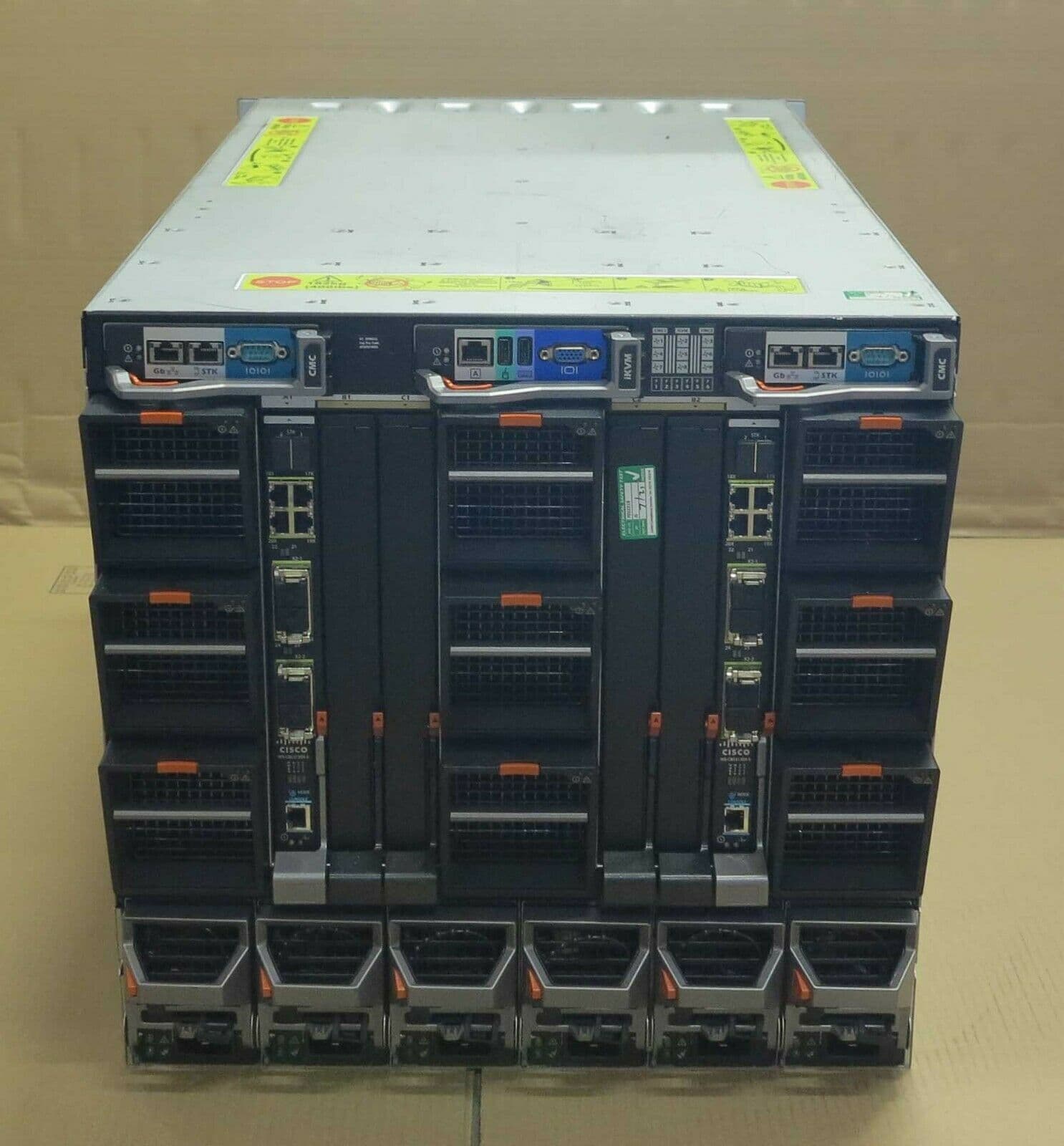 Dell PowerEdge M1000e Chassis 4x M620 8x M610 4x M600 Blade Servers Spec