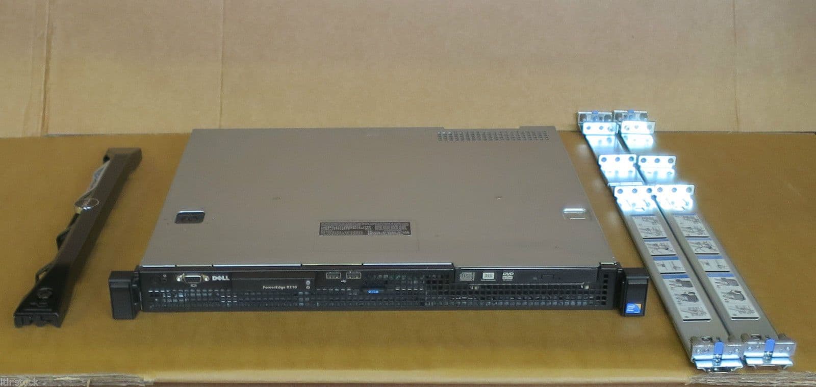 Dell Poweredge R210 QUAD-CORE XEON 2 66GHz 16GB Ram 2 x 1TB RAID 1U Server