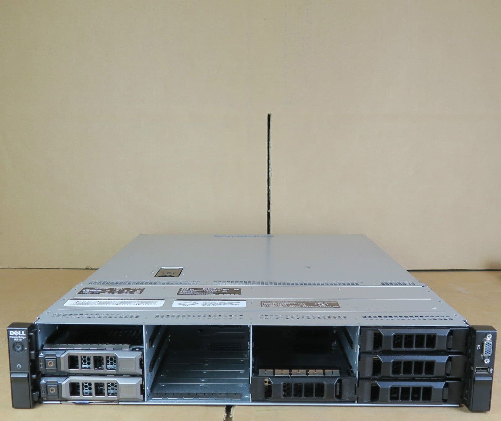 Dell PowerEdge R515 - 2 x AMD 4284 8 Core 3 00GHz 64GB RAM 2 x 146GB ...