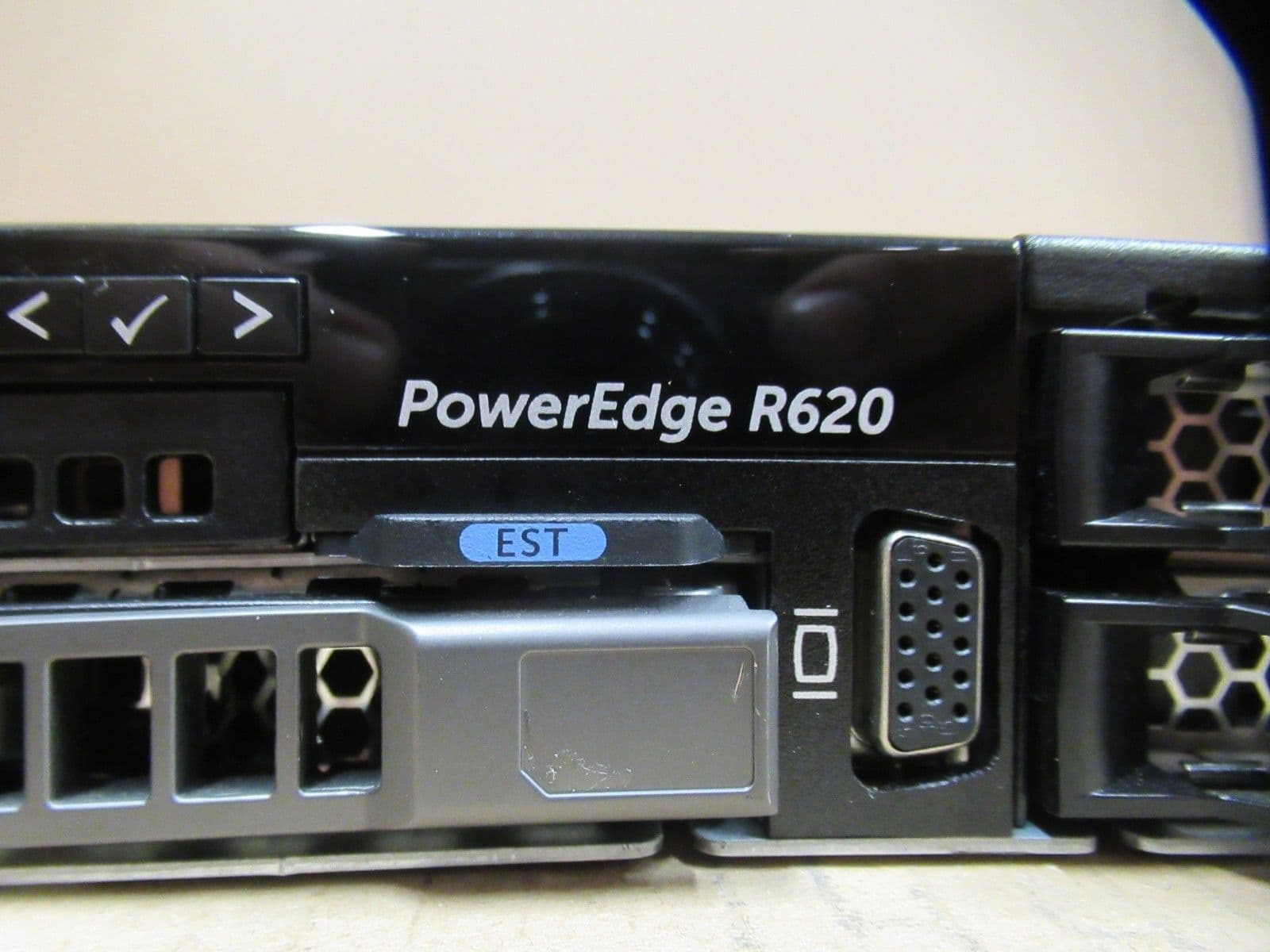 Dell PowerEdge R620 2x Xeon 8-Core E5-2667 v2 3 3GHz 128GB Ram 8x Bays ...