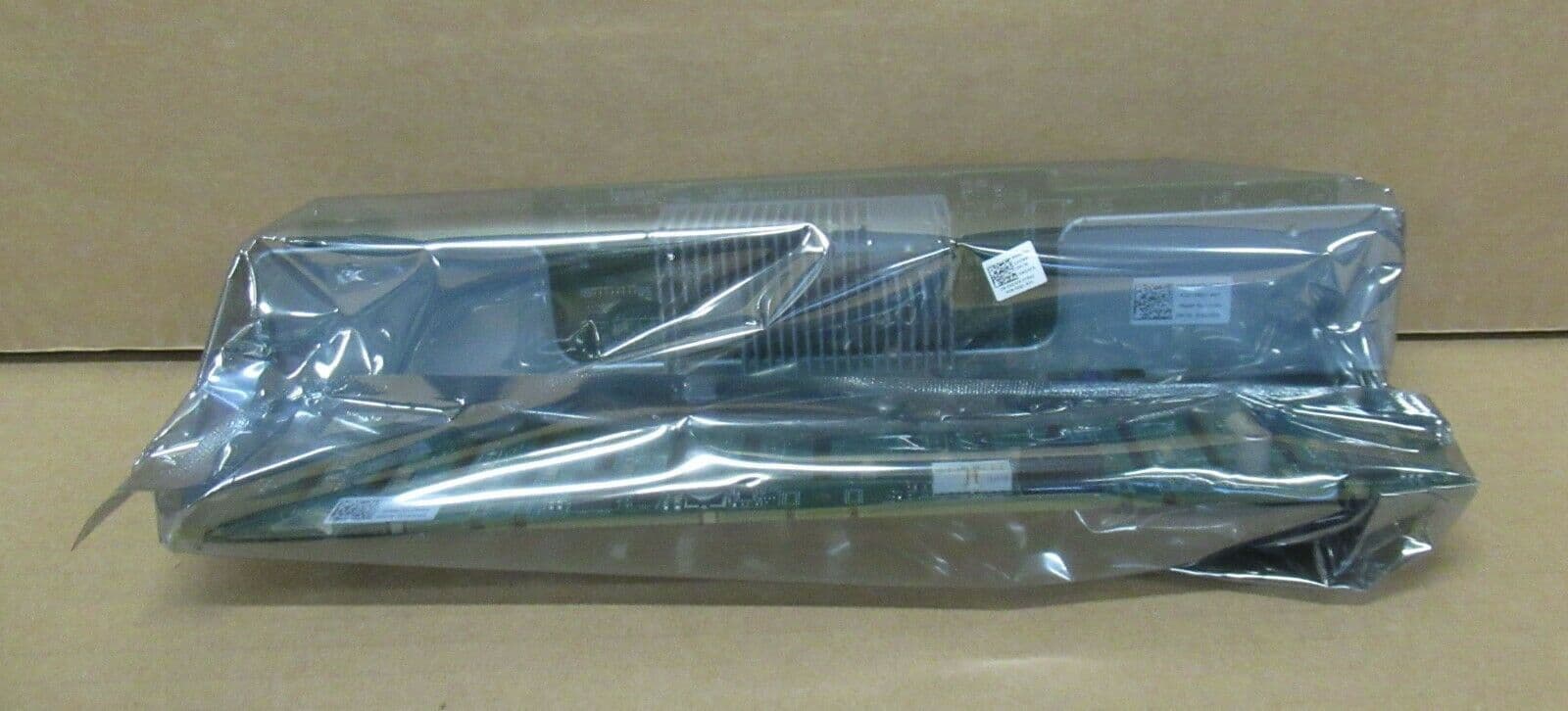 Dell PowerEdge R730 Server 16 x 2 5" SAS/SATA SFF Backplane 8TGM0