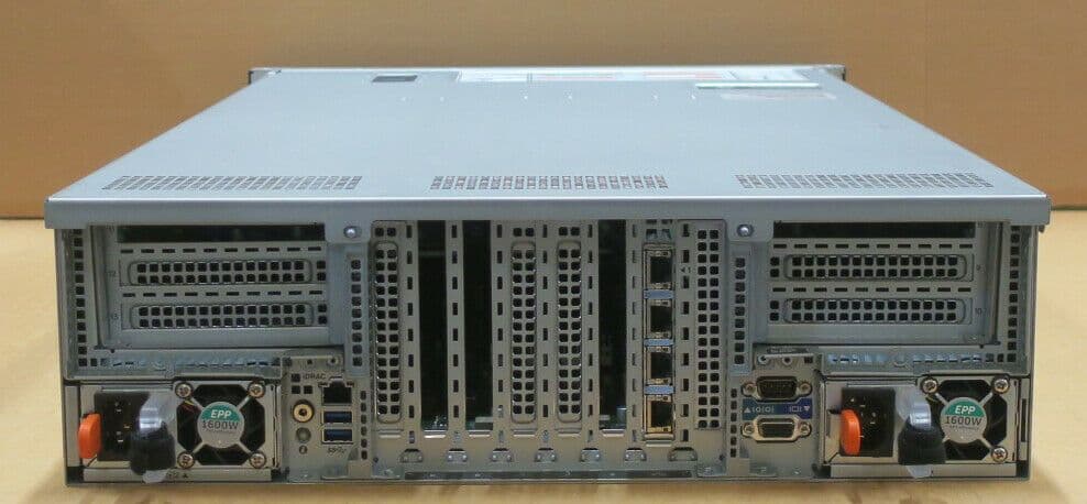 Dell PowerEdge R940 CTO 3U Rack Server Up to 4 CPU 48-DIMM 24x 2 5" HDD Bay