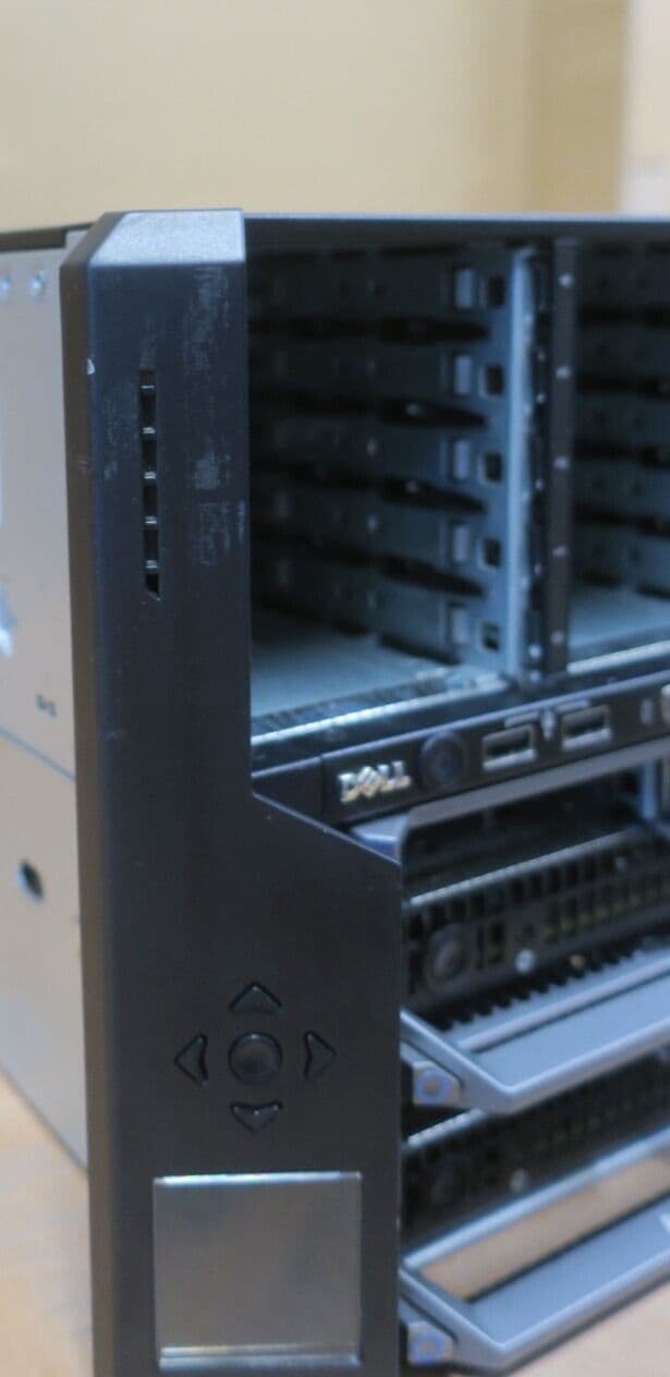 Dell PowerEdge VRTX Rack Chassis 25x Bay 2x M630 2x 10C E5-2640v4 96GB ...