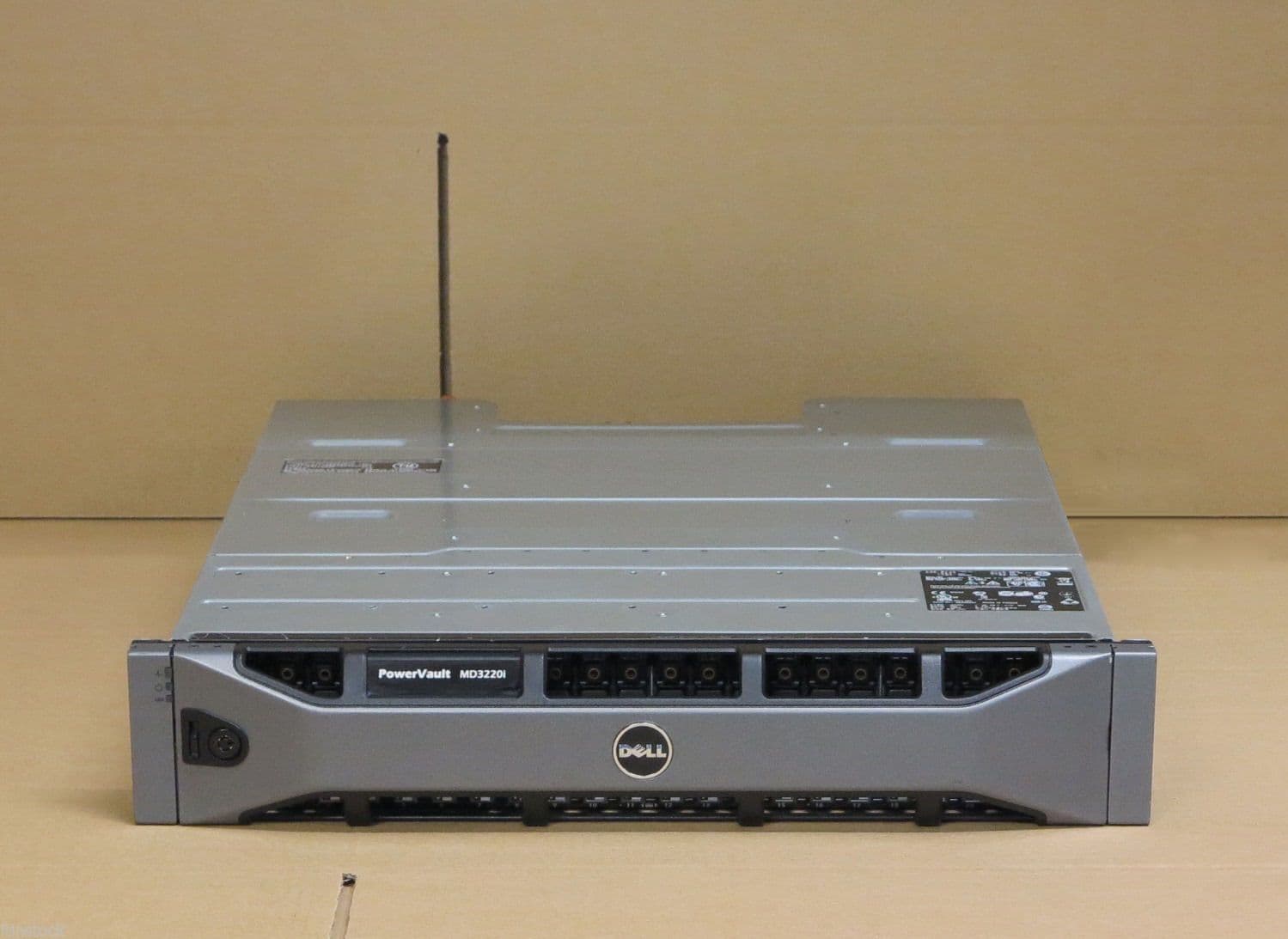 Dell PowerVault MD3 1GB MD3220i iSCSI SAN Storage Array 24 BAY 24 x ...