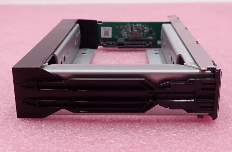 Dell PowerVault ME4084 ME5084 3 5" - 2 5" Tray Caddy with Interposer ...