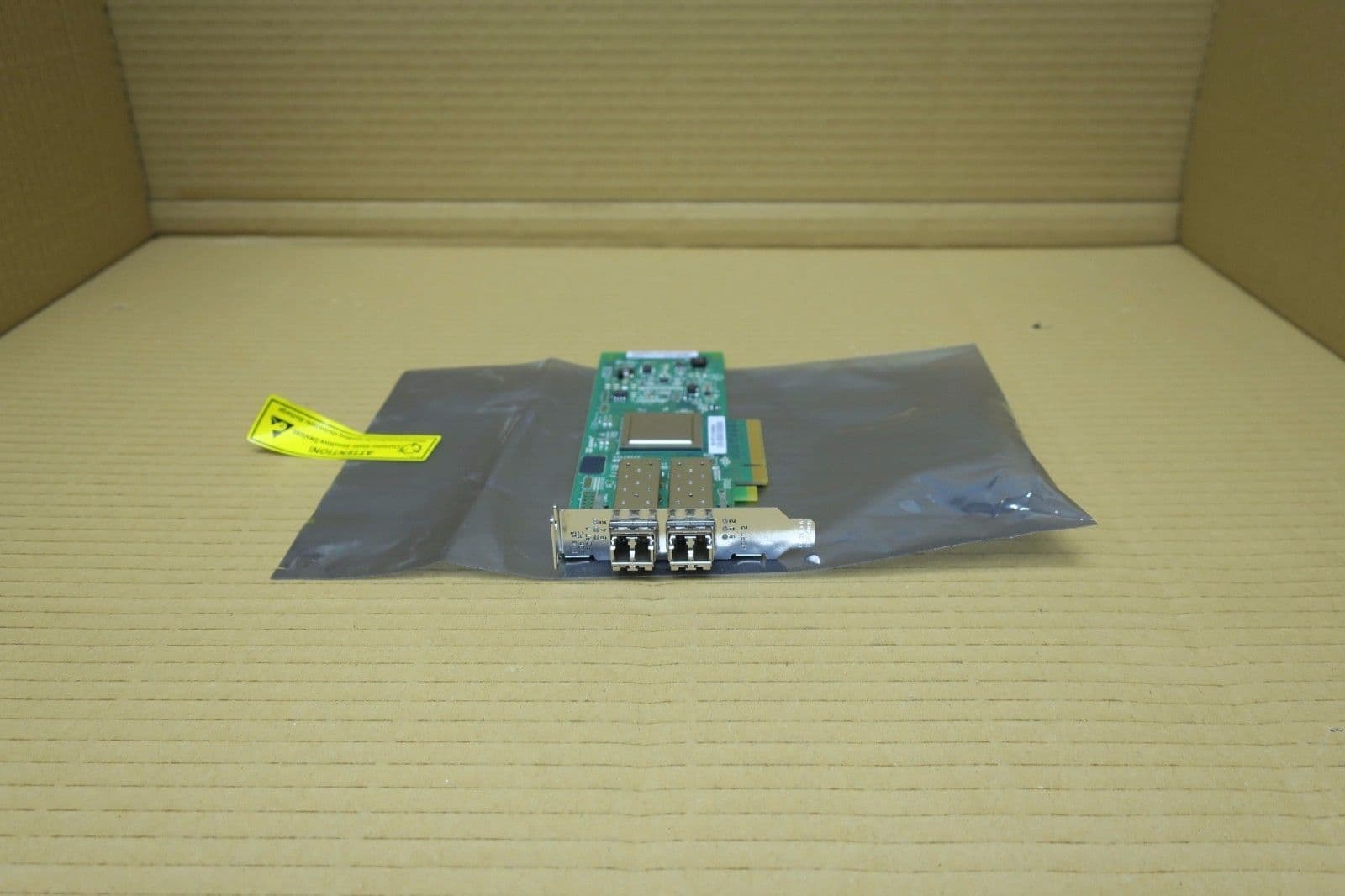 Dell Qlogic QLE2562 5PPRV PCI-E 8GB Dual Port Fibre Host Bus Adapter ...
