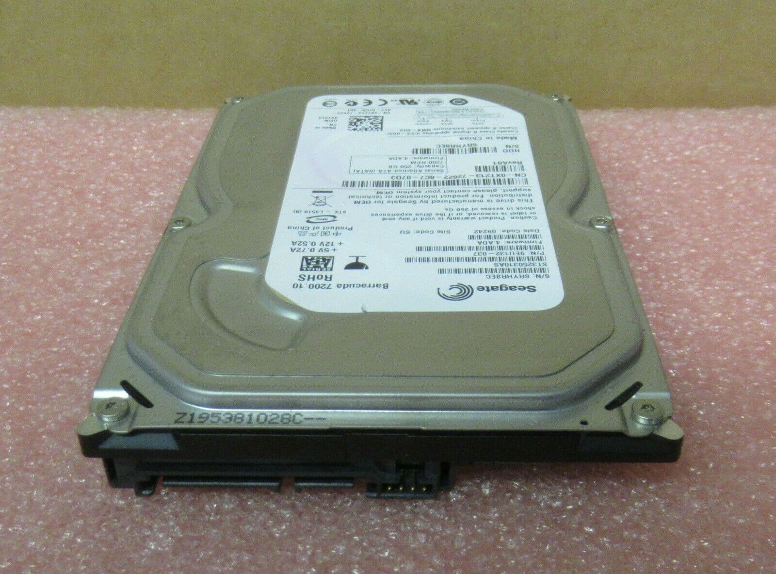 Dell Seagate Barracuda 250GB 3 5" SATA 3GB/s 7 2K 8MB HDD XT213 ST3250310AS