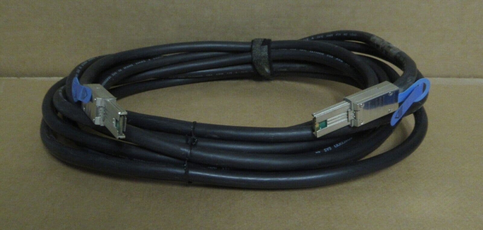 Dell SFF-8088 to SFF-8088 6Gbps Mini SAS 6m 20ft External Cable 39DVK