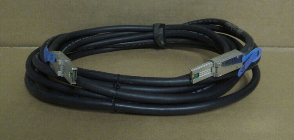 Dell SFF-8088 to SFF-8088 6Gbps Mini SAS 6m 20ft External Cable 39DVK