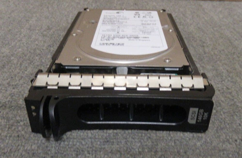 Dell ST3146707LC GC828 Cheetah 10K 7 146GB 10000RPM U320 SCSI 8MB 3 5" HDD