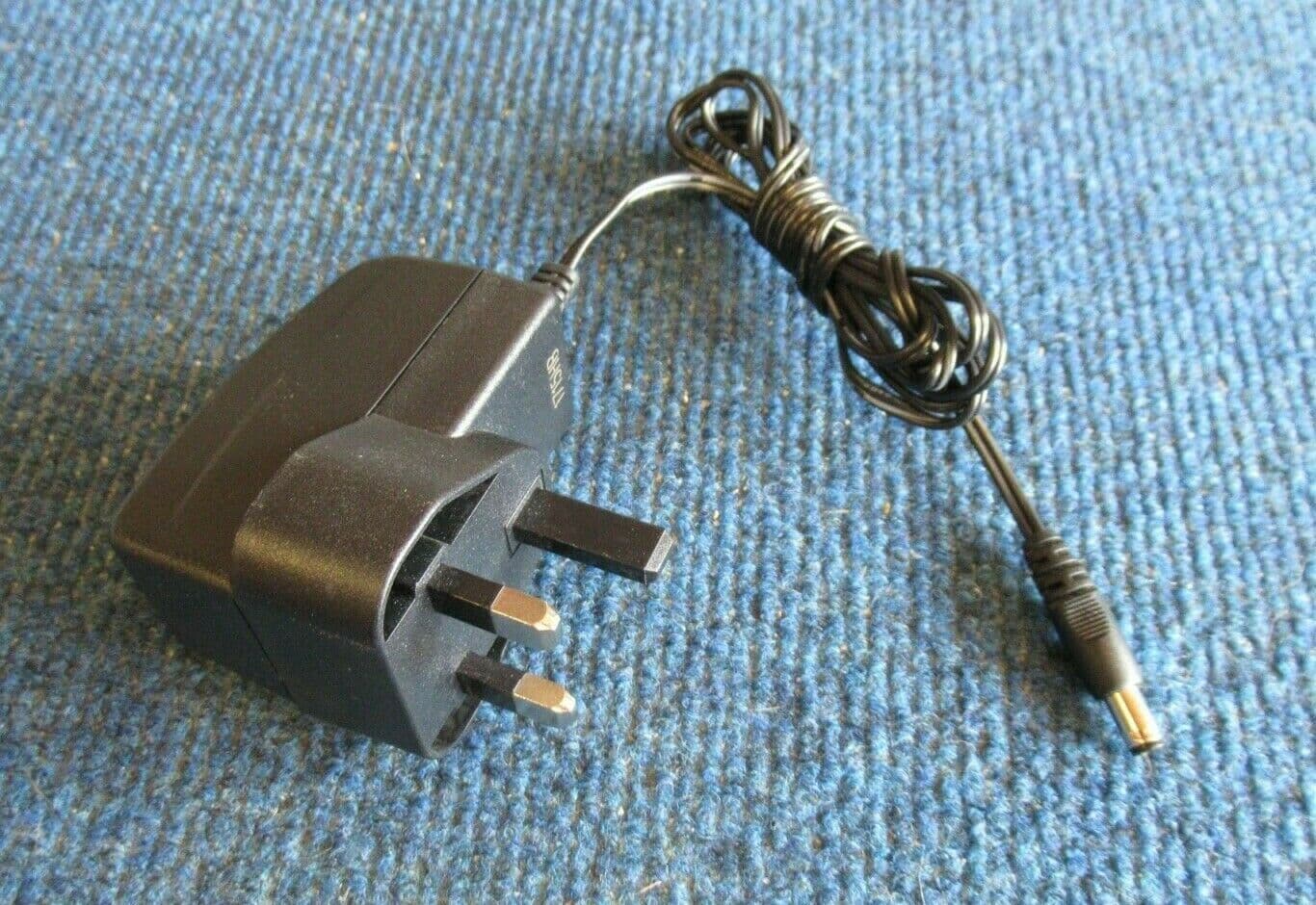 DVE DSA-12PFA-09 UK 3-Pin Plug Switching AC Power Adapter Charger 12W ...