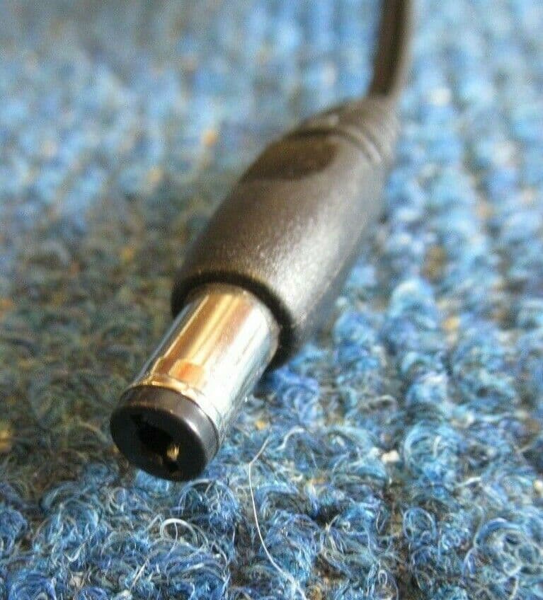 DVE DSA-12PFA-09 UK 3-Pin Plug Switching AC Power Adapter Charger 12W ...