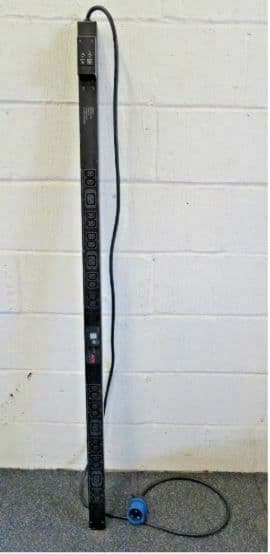 Eaton EMI104-10 G3 Metered Monitored PDU 200-240V 24A 36 C13 6 C19 ZeroU