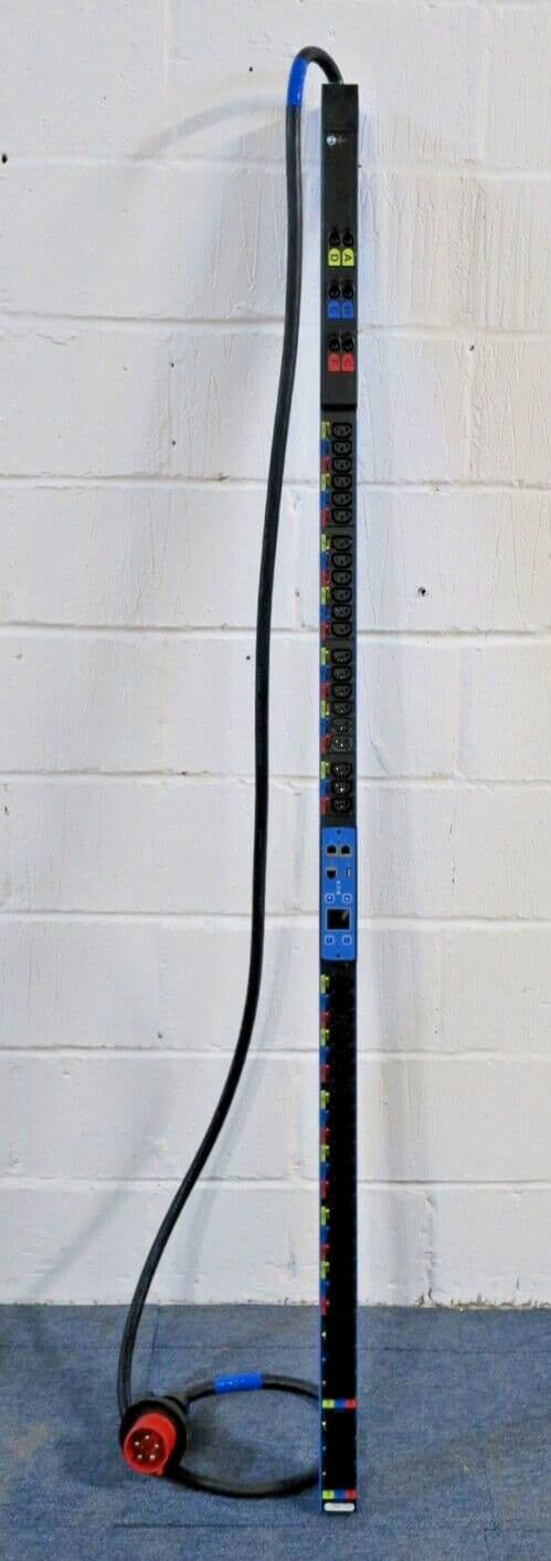 Eaton ePDU G3HD MA Blue 24A UL 3PH Managed Metered Switched 39x C13 6x ...