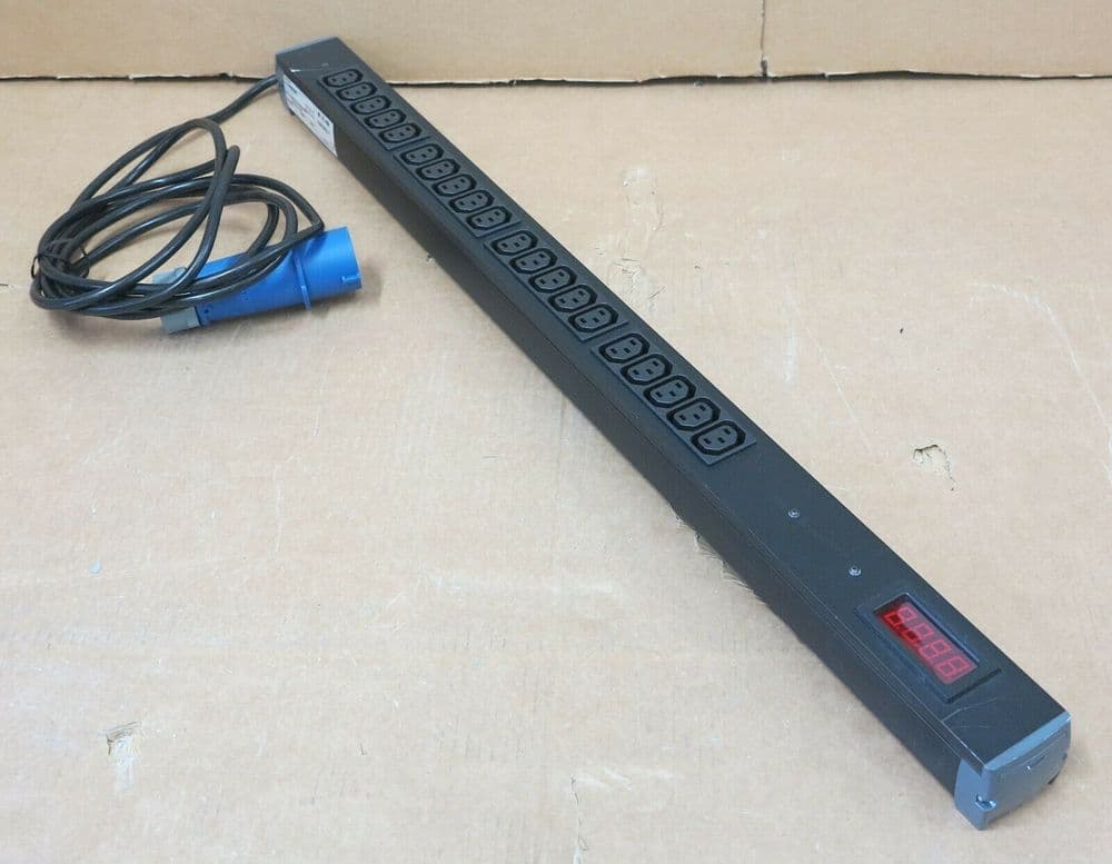 Eaton PDU 20x C13 230V 16A 3M Rack Mount Power Distribution Unit ...