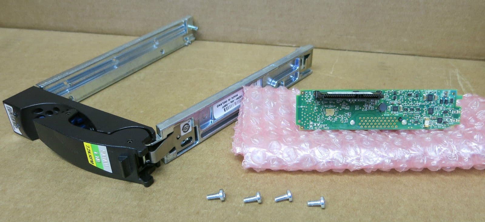 EMC 005049238 Drive Caddy Tray & 250-135-900D SATA to Fibre Channel ...