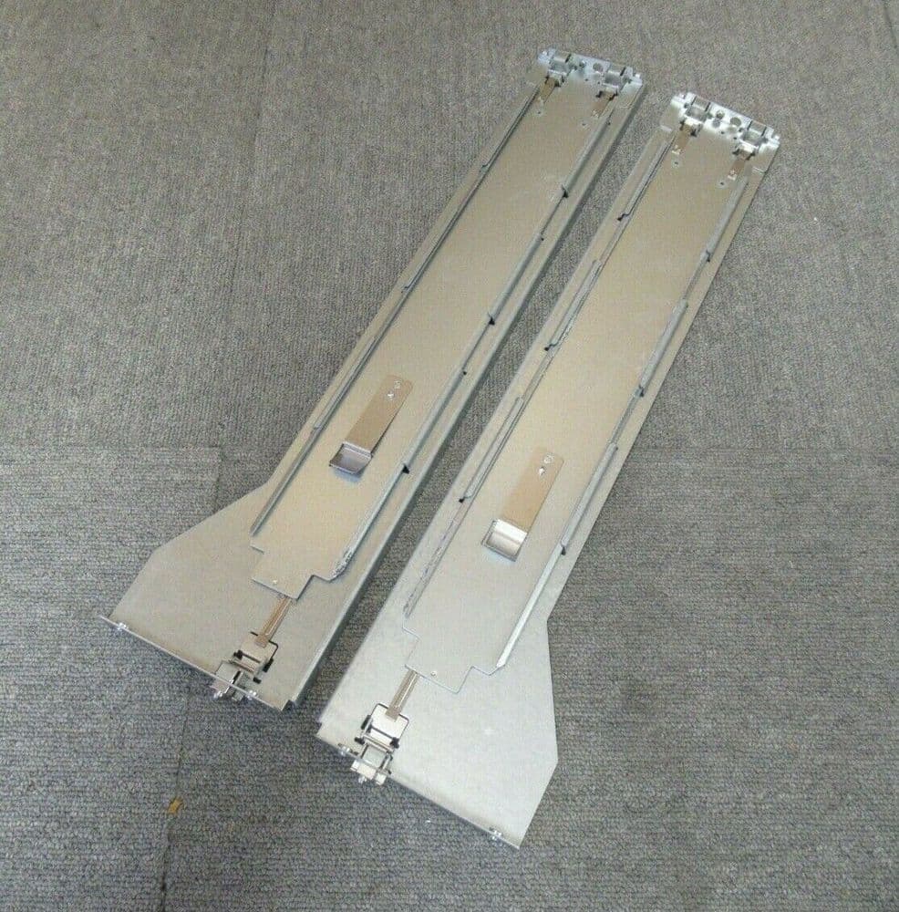 EMC 042-020-236-02 042-020-239-02 Rail kit Unity 15 Slot DAE Adjustable
