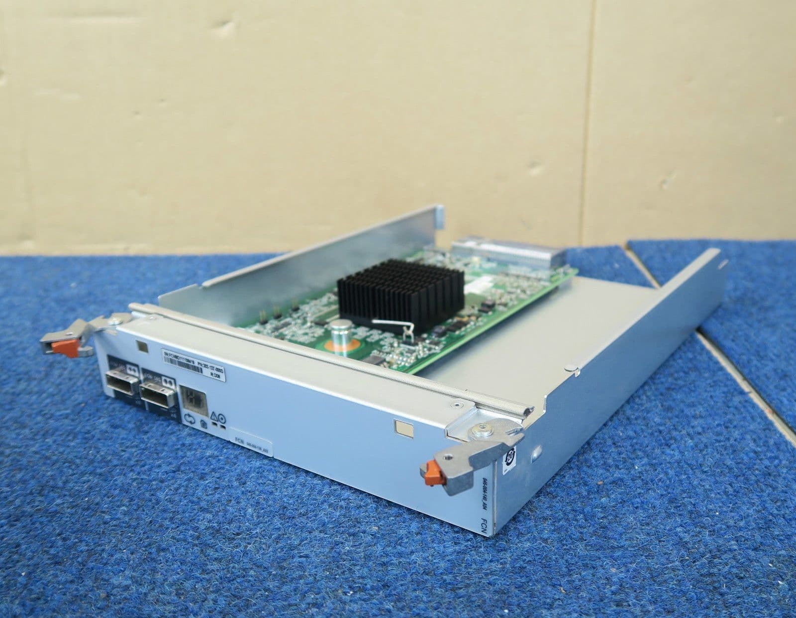 EMC 303-137-000D - VNXe 3100/3150 DAE LCC V2-DAE-12 Link Control Card
