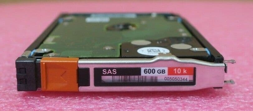 EMC 600GB 10K 6G SFF SAS 2 5" Hot-Plug Hard Drive HDD 005050344 V6-2S10-600