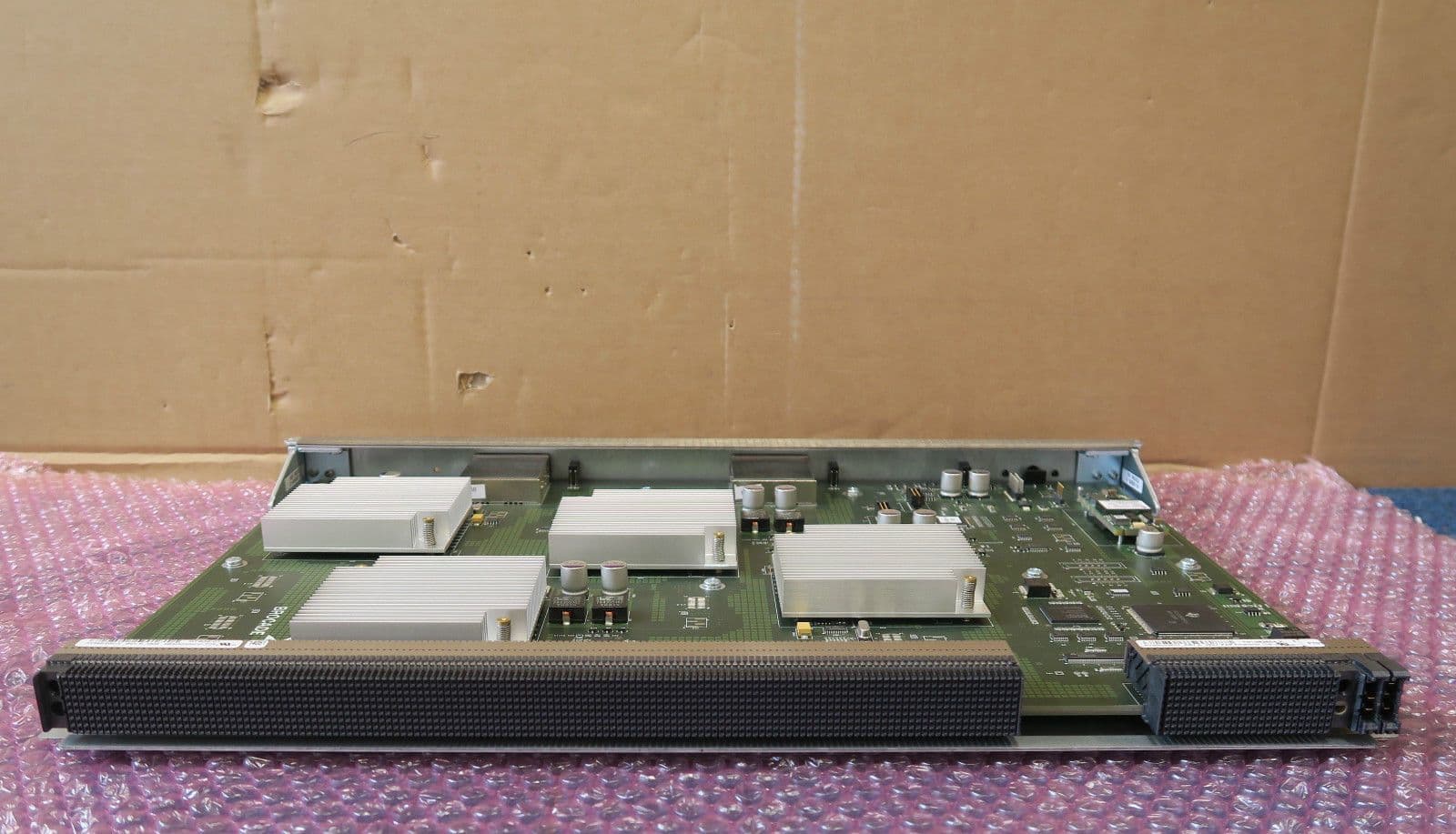 EMC Brocade 105-000-139 - DCX Core Routing Blade CR8 60-1000377-11