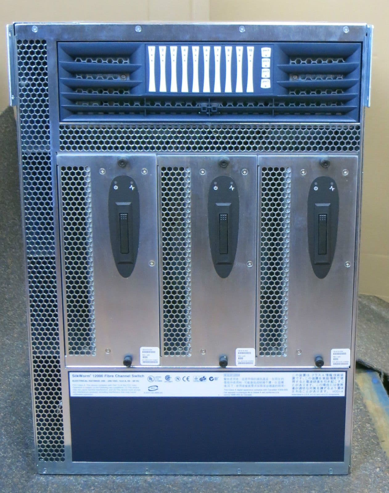 EMC Connectrix Fibre Channel Switch ED-12000B 100-619-007 2xControllers ...