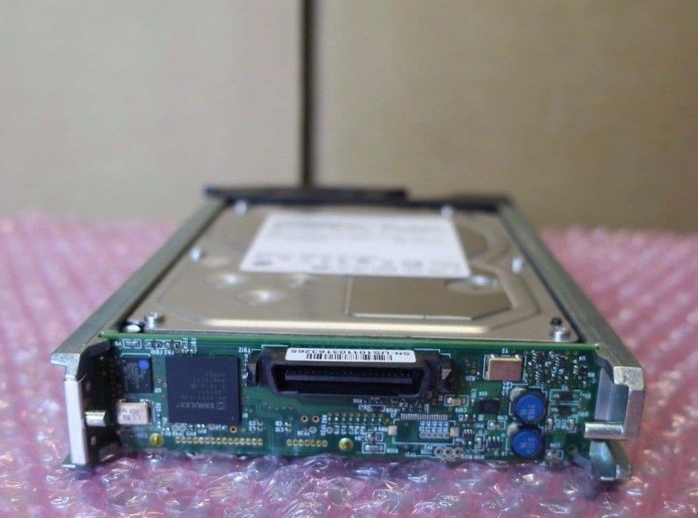 EMC CX-SA07-020 005049058 - 3 5" 2TB SATA Hard Drive HDD Fibre Channel 8CM16
