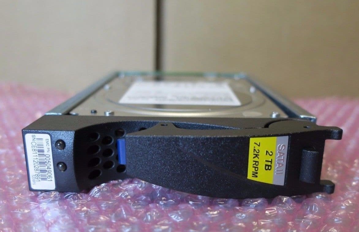 EMC CX-SA07-020 005049061 - 3 5" 2TB SATA Hard Drive HDD Fibre Channel JJMV4