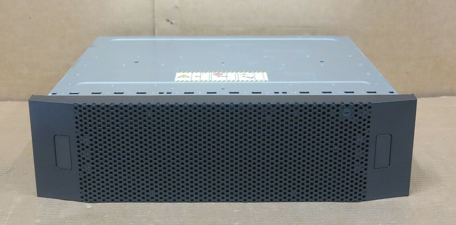 EMC DAE Disk Array Expansion SAS KTN-STL3 15x 3TB HDD 005050596 2x ...