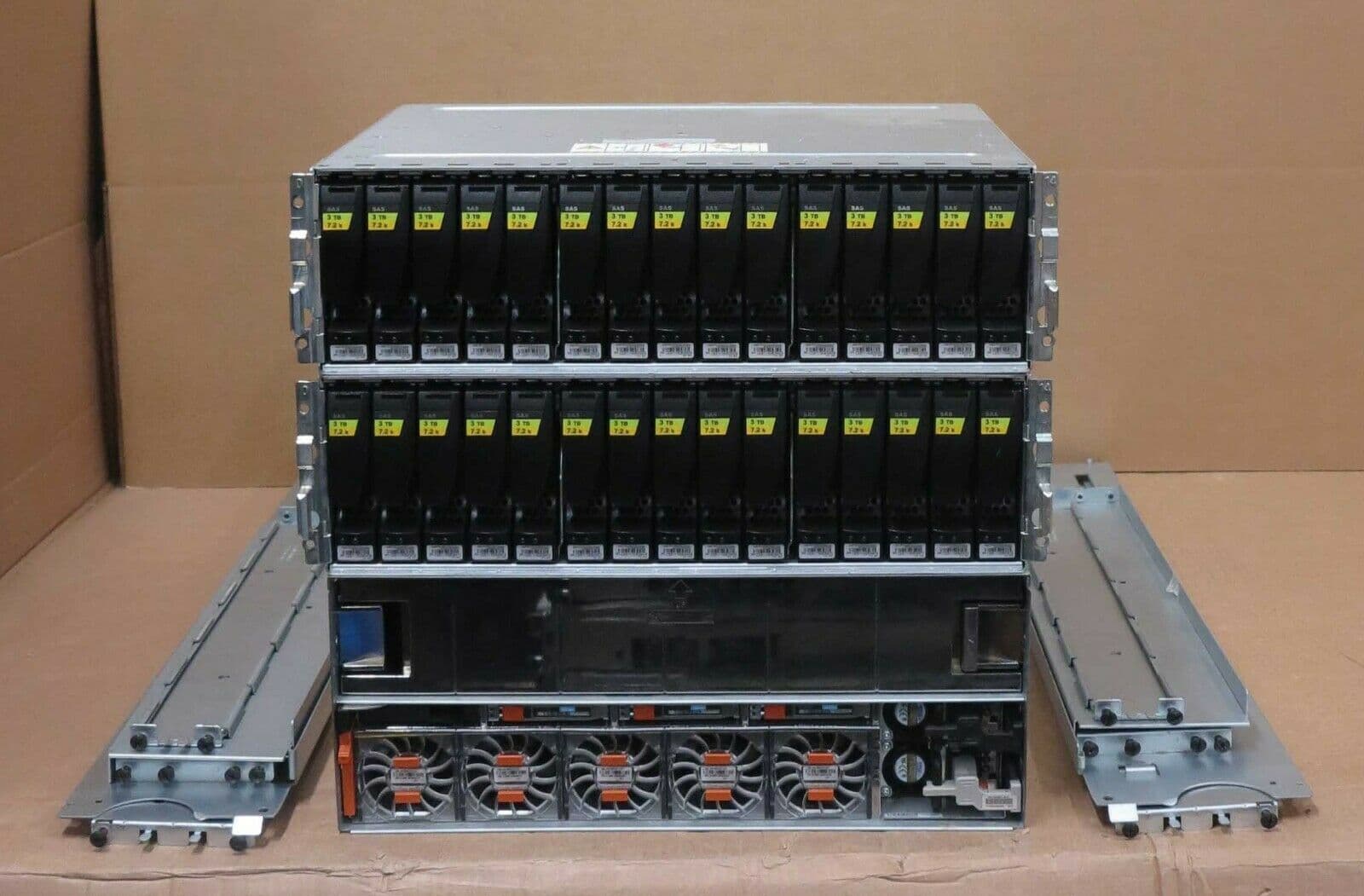 EMC Data Domain DD4200 MGTN Storage Enclosure System 45 6TB 2x KTN-STL3 Arrays