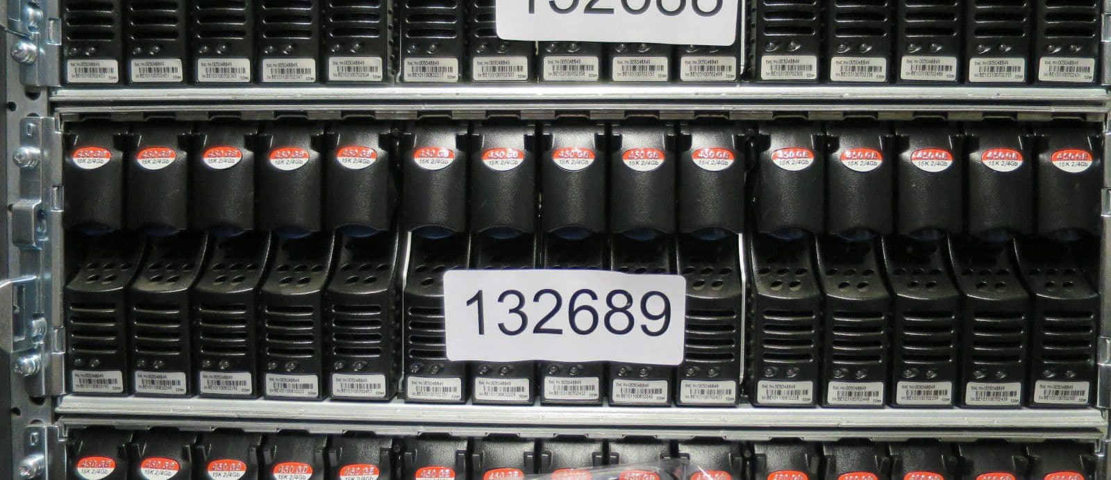 EMC Drive array CX-4PDAE-DE 15 x 450GB 15k 4GBps DUAL 4GB Controllers ...