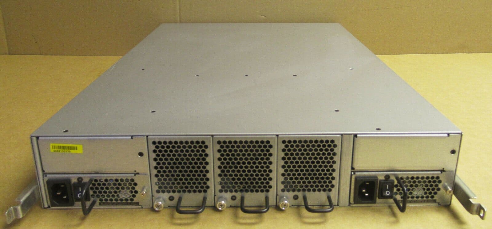 EMC DS-5300B 5300 48-Ports Active 8GB/s Fibre Channel Ports 2U Switch ...