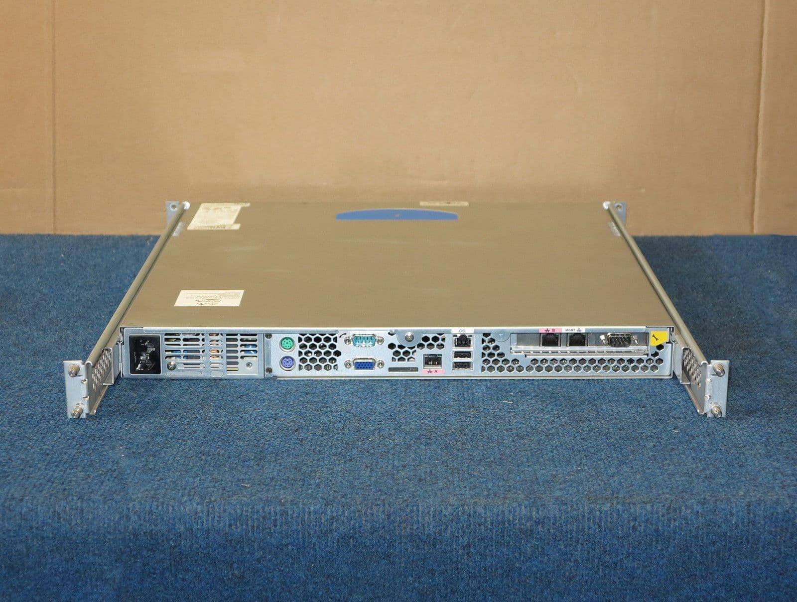 EMC Service Processor Server 100-520-665 Celeron 2 00GHz 2GB RAM 250Gb HDD