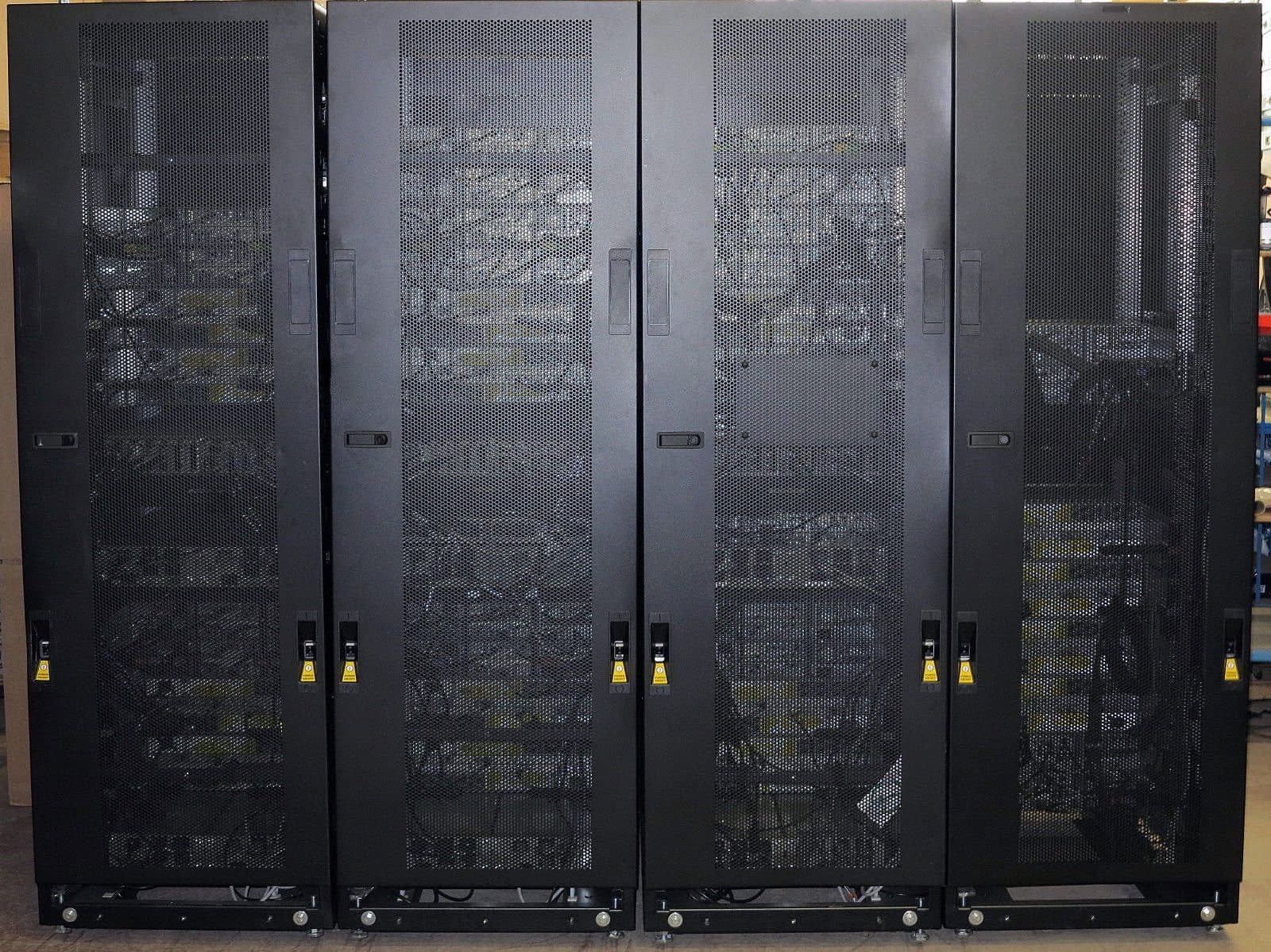 EMC Symmetrix VMAX Full SAN System 5 x Populated Rack with SSD & SAS ...