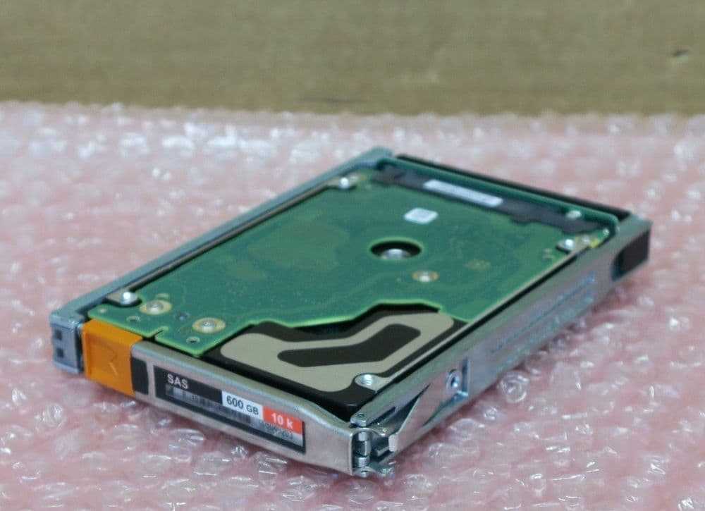 EMC V3-2S10-600 - 2 5" 600GB 10K 6G SAS Hard Drive HDD 005051466