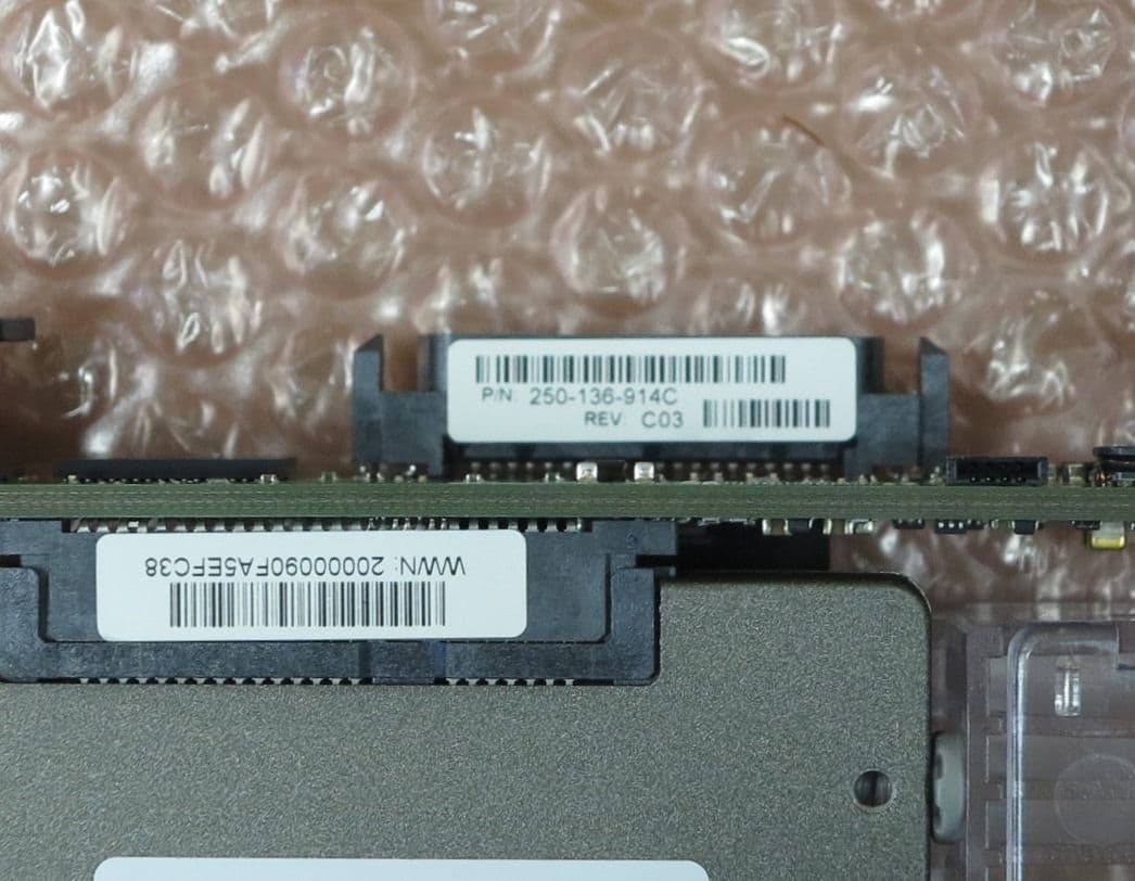 EMC VMAX 100Gb Flash 3 5" HDD 005049779 118032956 MTFDDAK100MAN-2S1AA SSD